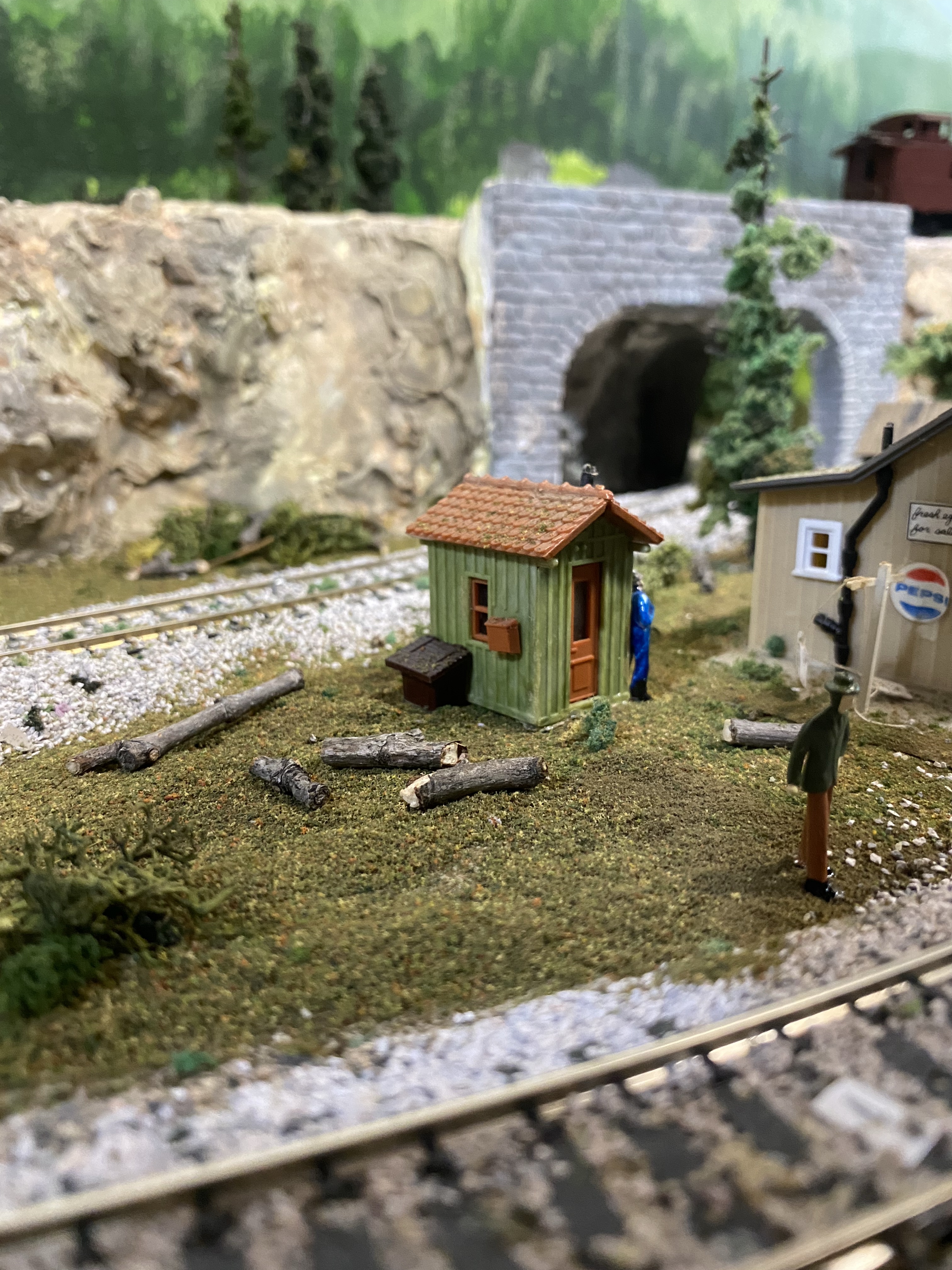 Part Two: How to Build a Grade Crossing on an HO Scale Model Railroad ...